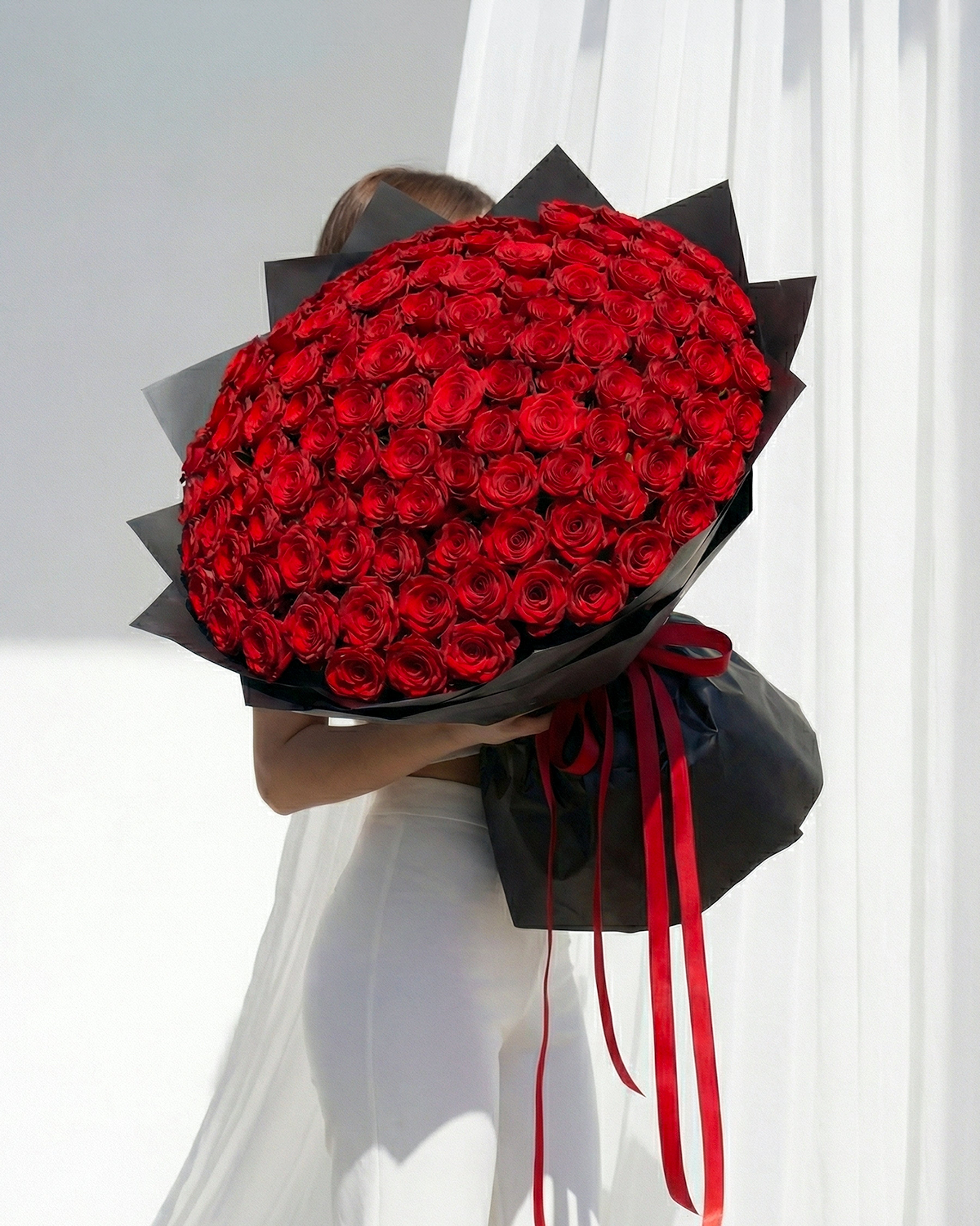 Royal Red Roses Bouquet - Long Stems